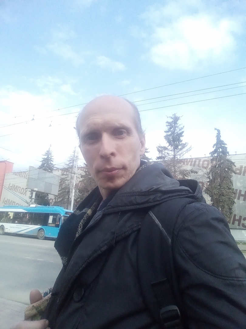 Максим Токарев - Даже если шумят вокзалы (музыка и слова Максима Токарева).