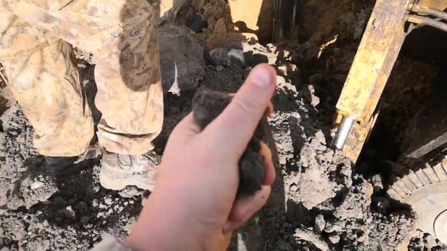 Буронабивные сваи глубиной 13 м в обводненных грунтах на участке на горе в Сочи