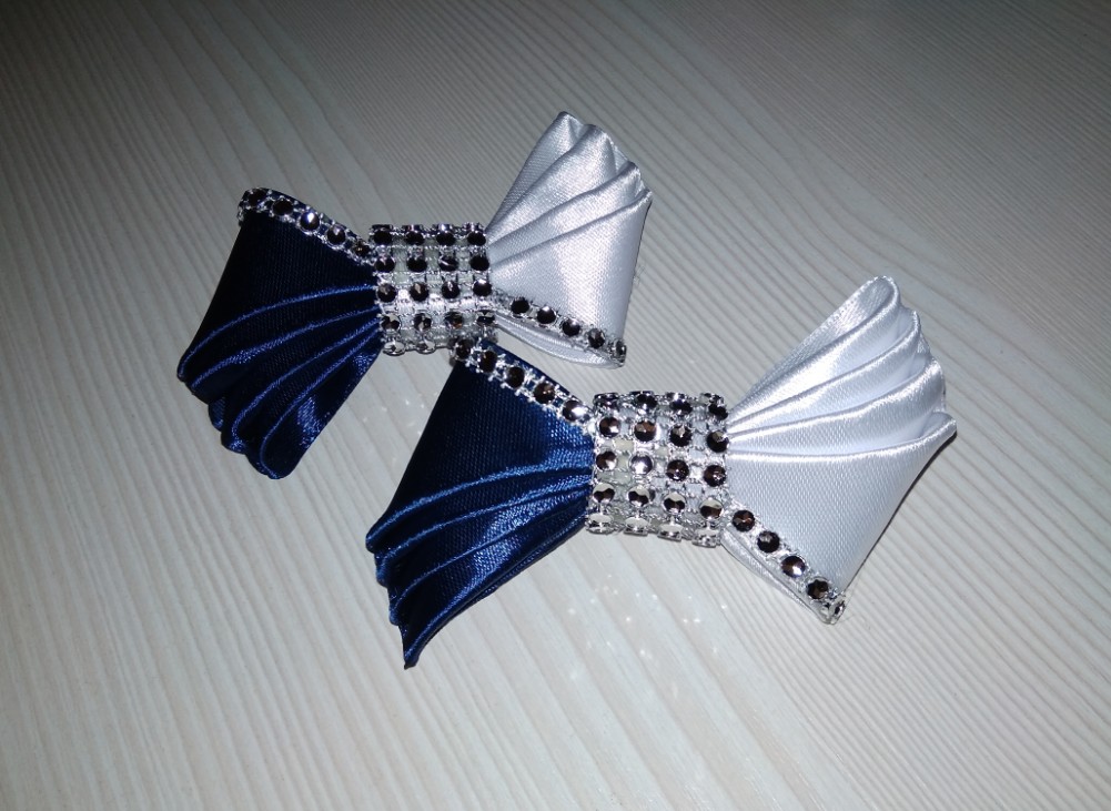 Проще не бывает. Бантики из лент 5 см