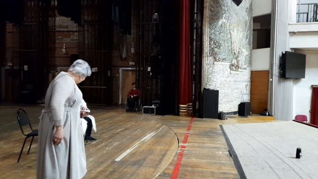 Репетиция на сцене реж. Дорогая Памелла.  Аркадова Людмила Юрьевна.mp4