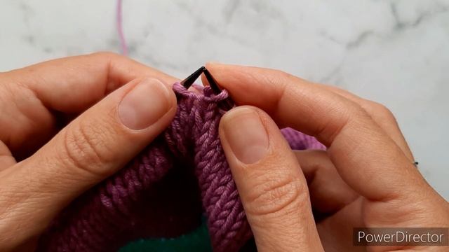 Как сделать прибавку спицами без наклона вправо или влево?
