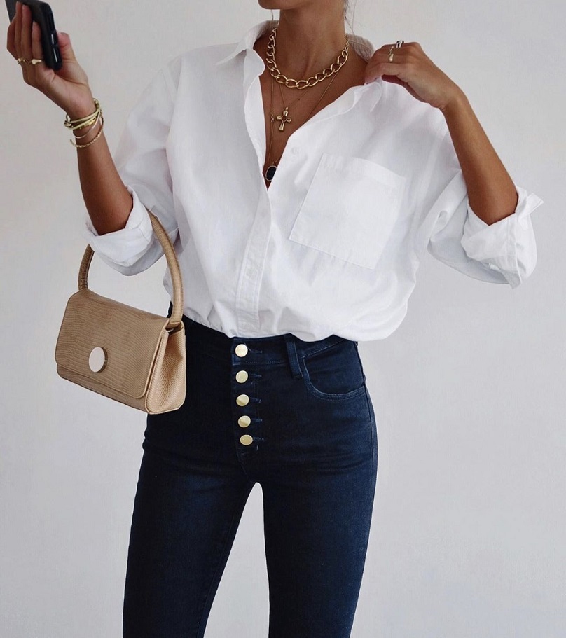 СТИЛЬНЫЙ ОБРАЗ НА КАЖДЫЙ ДЕНЬ.ДЖИНСЫ С БЕЛОЙ БЛУЗКОЙ