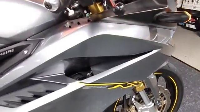 Мотоцикл спортбайк Honda CBR250RR рама MC51 спортивный Super Sports гв 2017 пробег 13 т.км Серебро