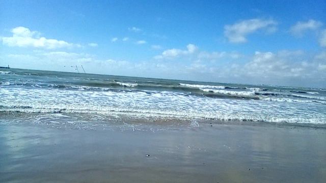 Анапа. Центральный пляж. Ближе к причалу Марина.