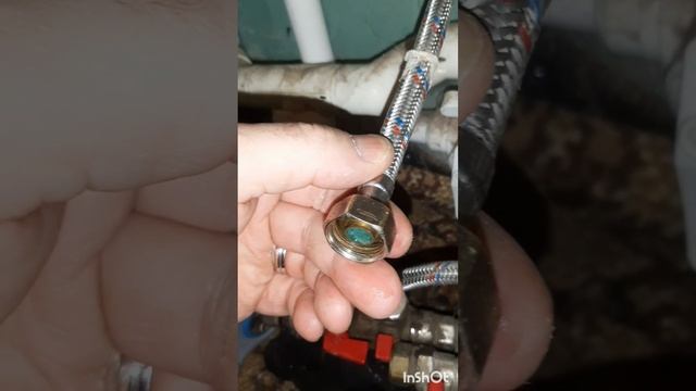 ПроПочинку.Течёт водяной шланг.Купить новый или ремонт за 5 минут.Фильм1.Часть1 .mp4