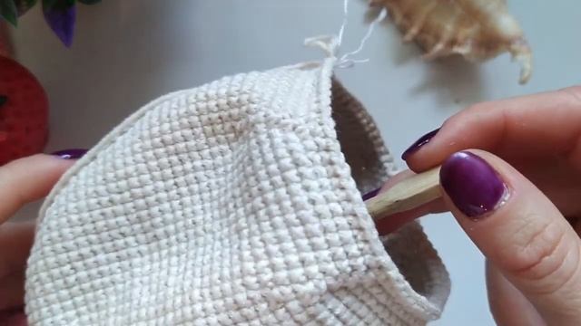 Принцесса Холли вязаная крючком. МК. Маленькое королевство Бенна и Холли..mp4