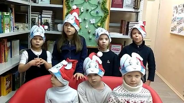 Учащиеся Центра образования "Столичный " поздравляют с Новым Годом!