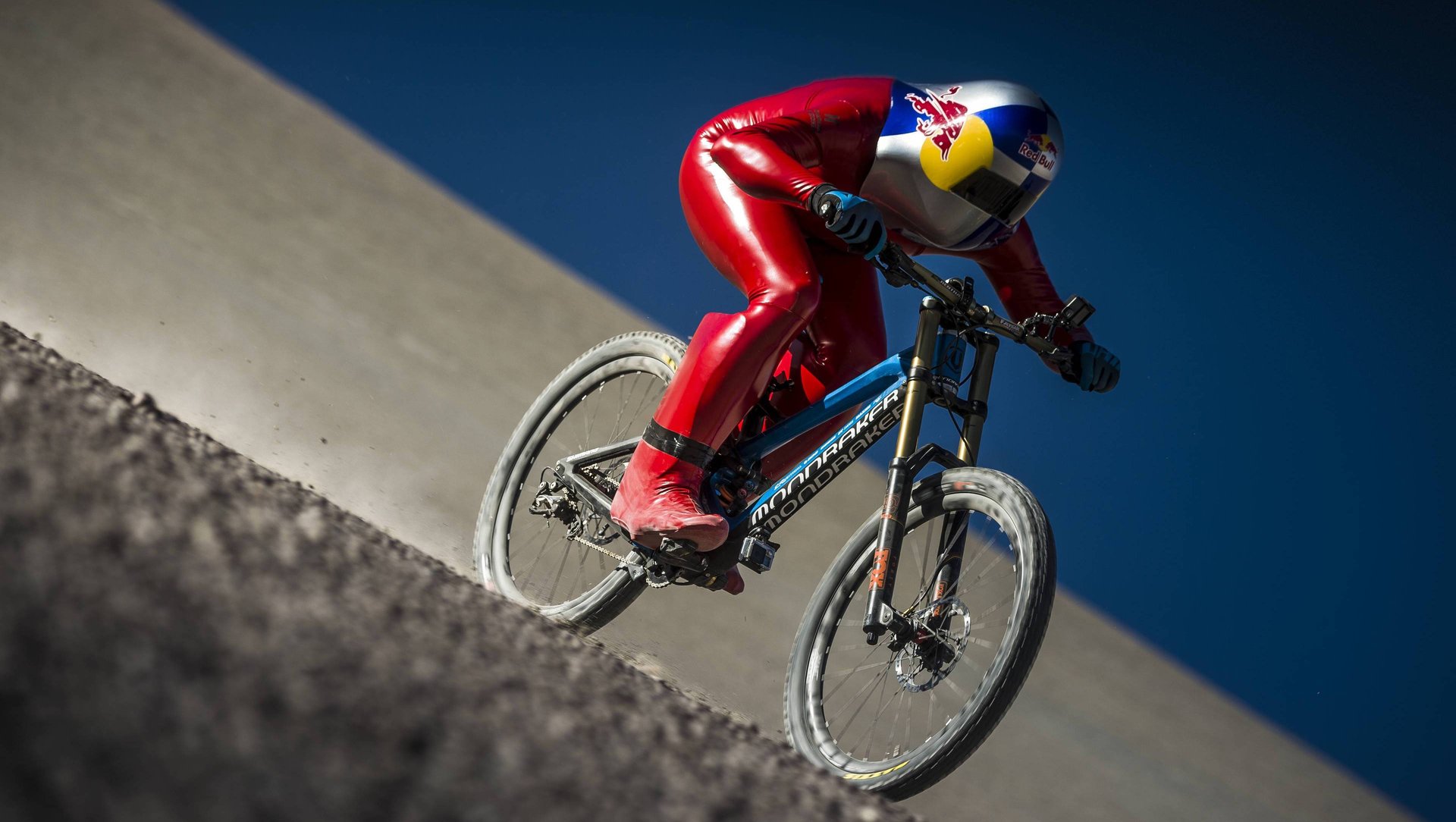 "Не по прямой», документальный фильм на Russian Extreme TV |16+