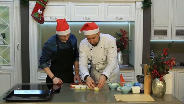 Кулинарные радости 30 выпуск.  Розочки из семги..mp4