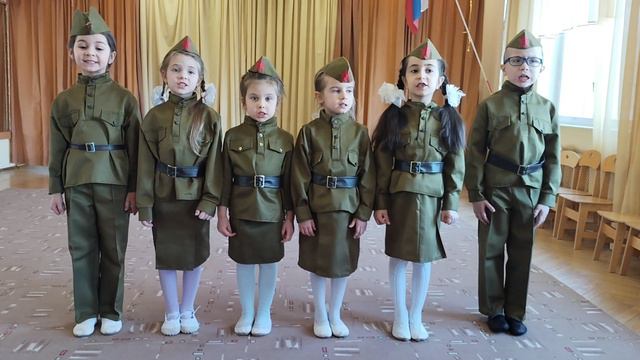"Наша Родина сильна", Исполняет: Вокальная группа "Непоседы", 5 лет