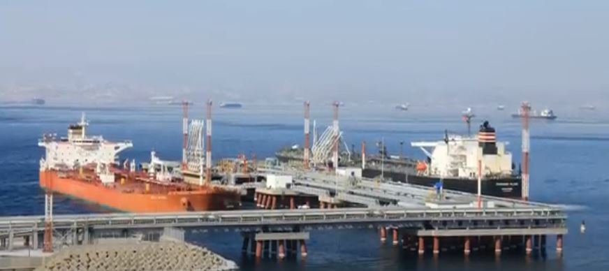 Россия создает теневой флот для экспорта нефти в обход западных санкций.mp4