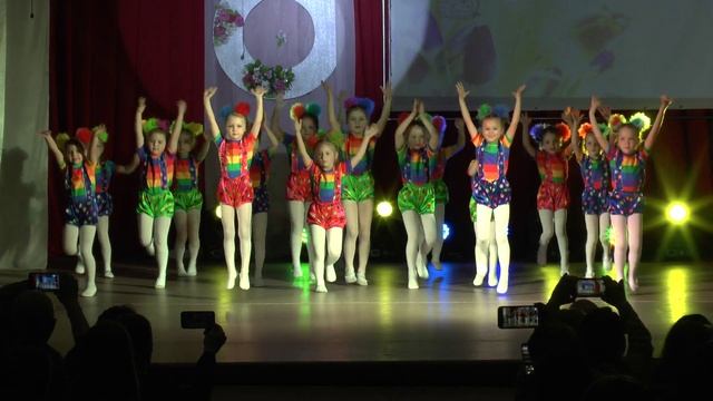 00000_04 Концерт 8 марта 2023 в Магдагачинском районном доме культуры