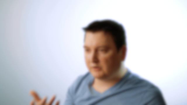 05. Как люди держат мобилку