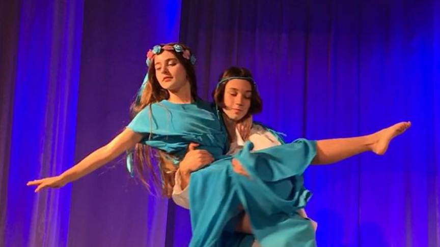 "Остров" Юрий Головин