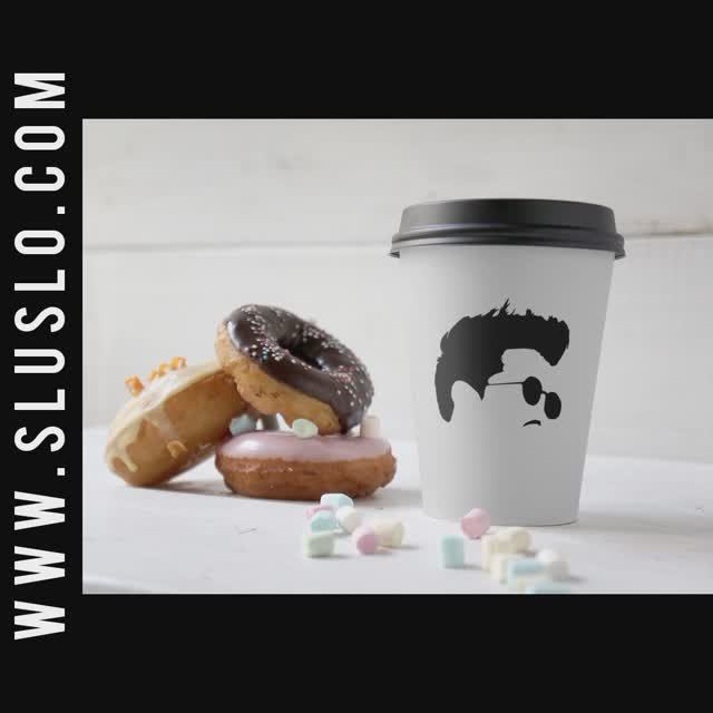 Рисунки на стаканчиках для кофе. Новые кафе Белгорода, Старого Оскола 2022. ПОЭТ КАФЕ