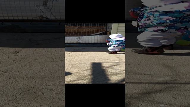 Весна. Тепло. Гуляем.