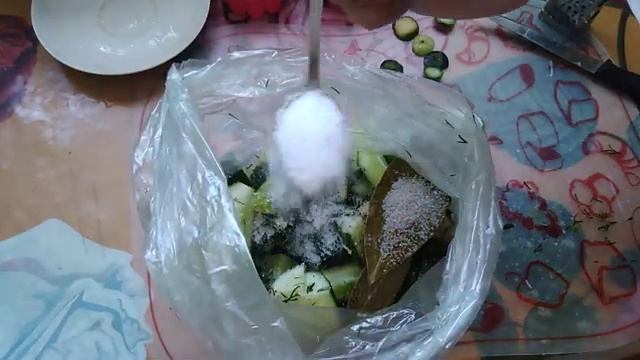 Огурцы маринованные за 1 час, проверка рецепта.mp4