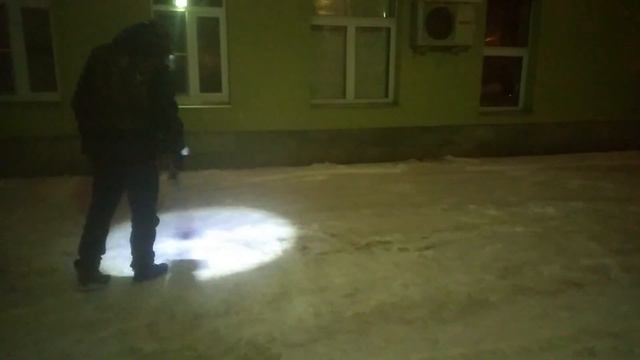 Как найти золотое кольцо зимой в снегу и сугробе_