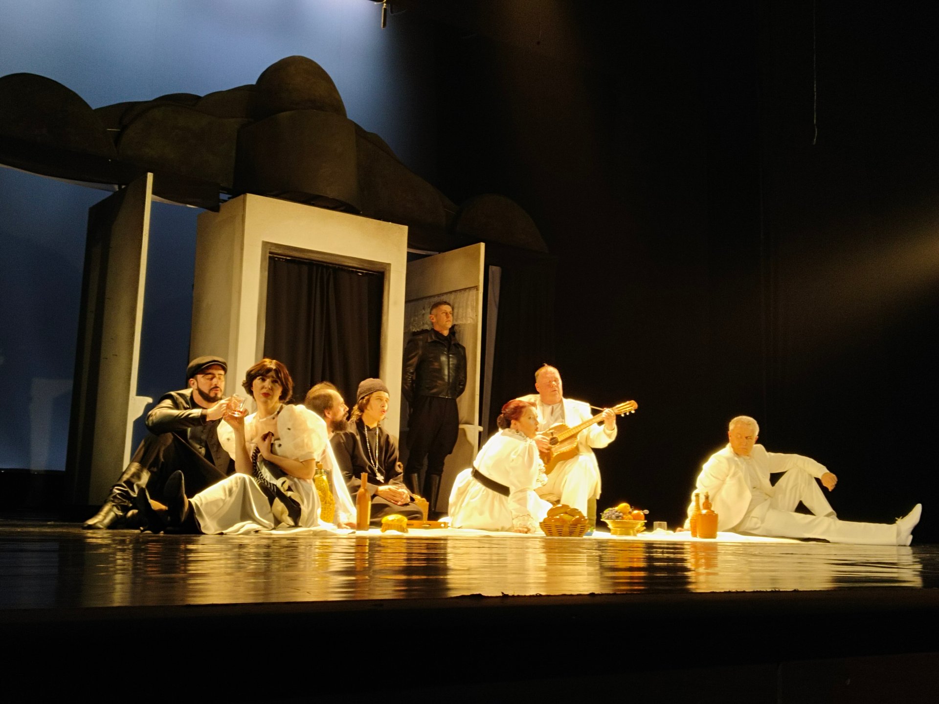 Спектакль "Дуэль" по повести А.П.Чехова Драматический театр им. .Б. Лавренева Черноморского флота