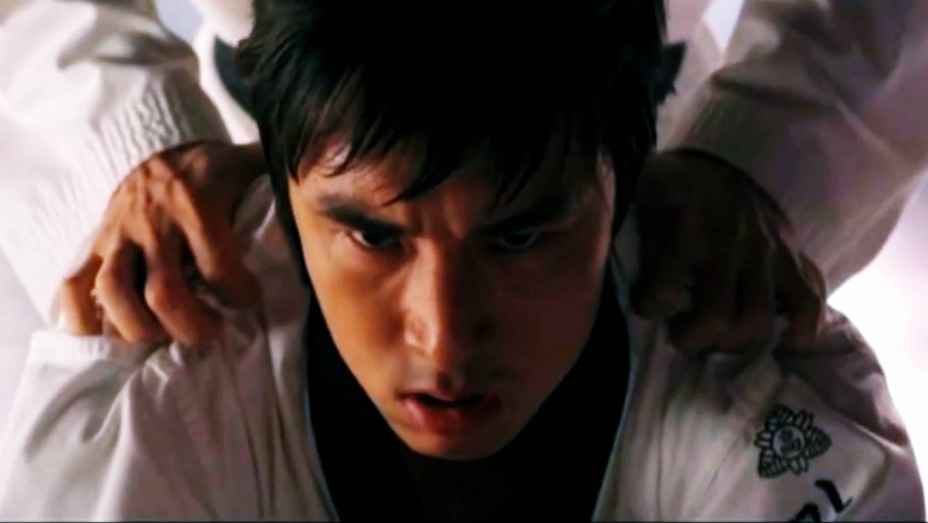 Муз.клип к южнокорейской комедии «Убойная команда, 2004». (Opus - Live is life)