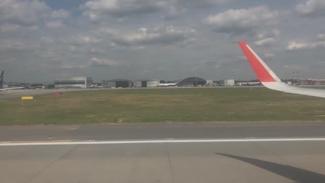 01.08.2022 Взлёт Москва Шереметьево - Сочи (Аэрофолот)