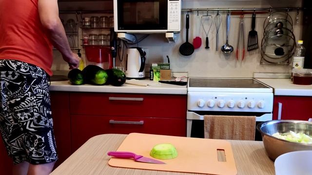 Заморозка кабачков на зиму. Для готовки супов,салатов, оладий и т.д.  02.08.2021г