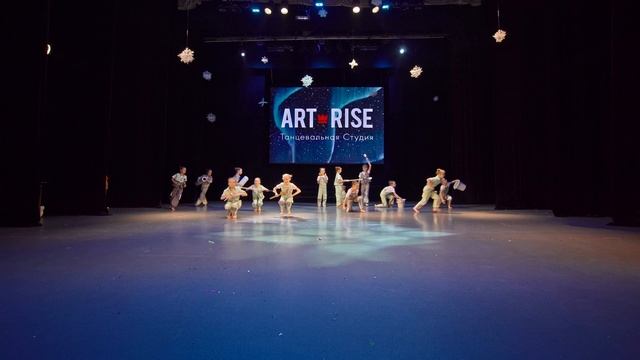 Коллектив "Притяжение" (8-9 лет) Савельева Надежда "Под ключ"