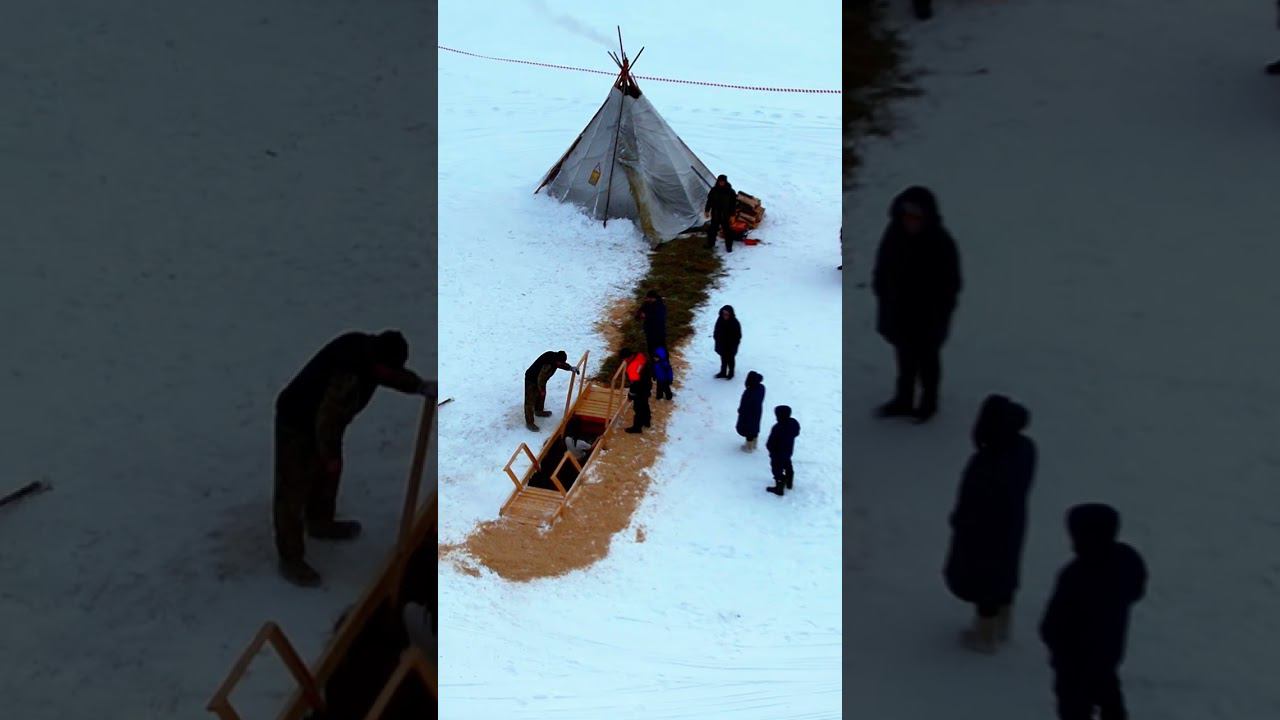 С Крещением!