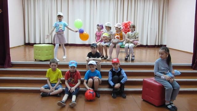 Театральная постановка по стихотворению С.Михалков "А что у вас".mp4