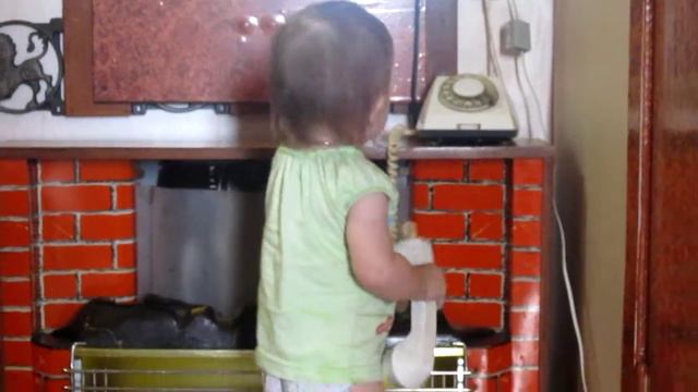 Диана и телефон