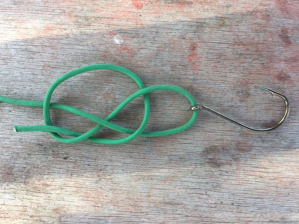 Рыболовный узел 91% прочности для крючка с ушком