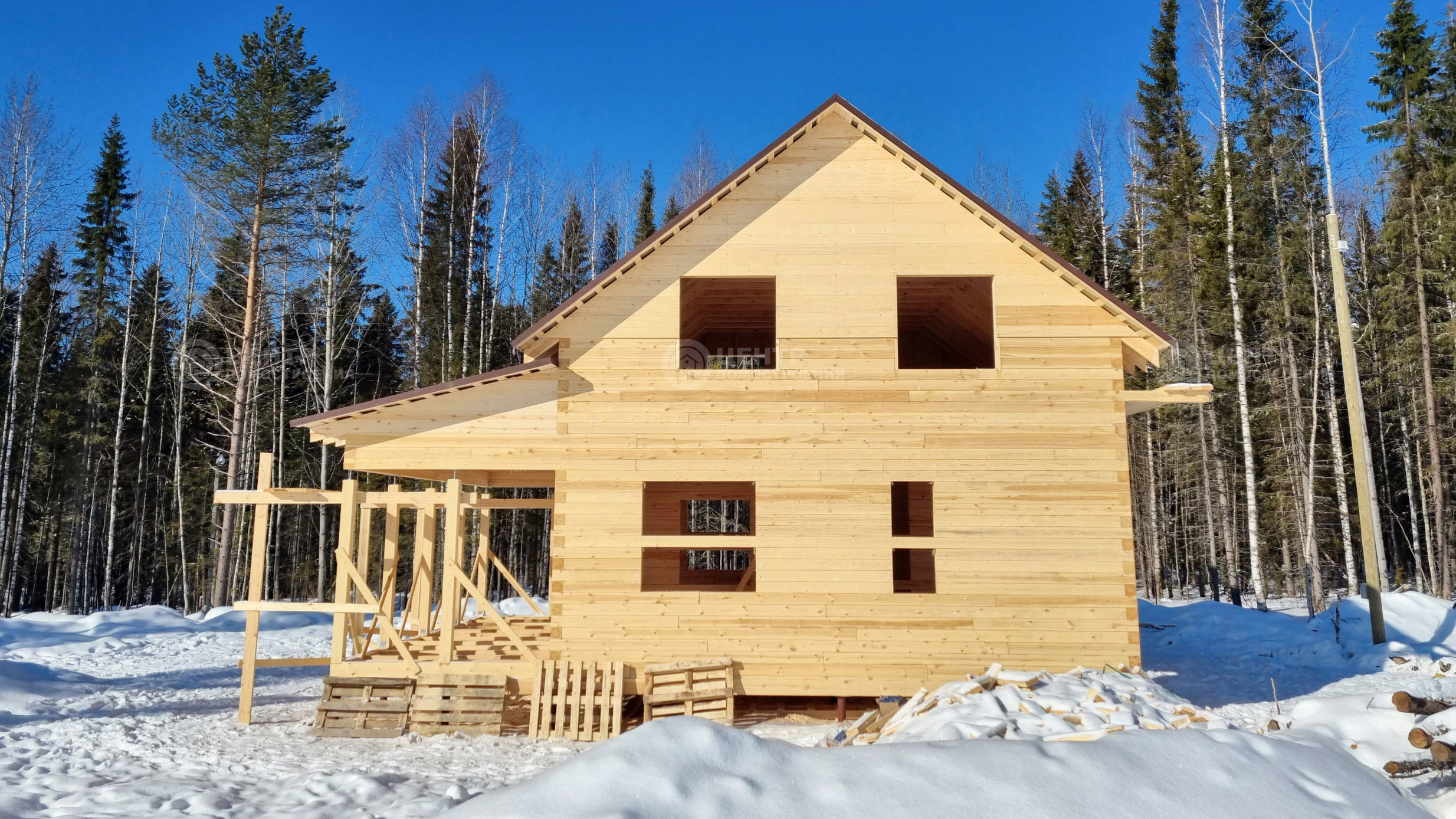 Дом из бруса с мансардой 8х8 и террасой 3х8. Проект и обзор деревянного дома от Центра Домостроения