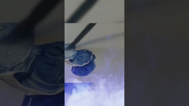 Смешивание красок. Художник Александра Миркушова