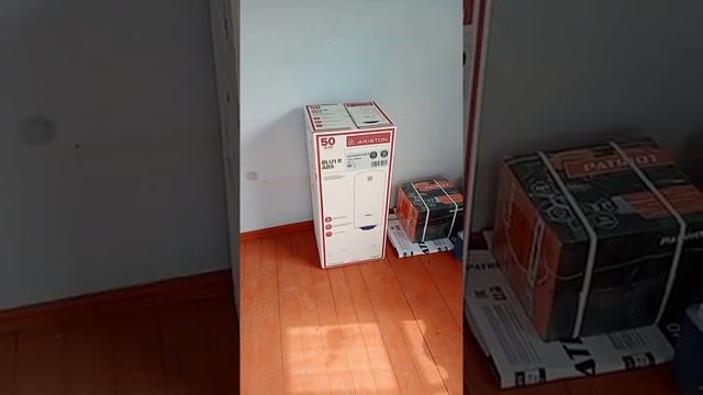 Замена старого водопровода в деревенском доме