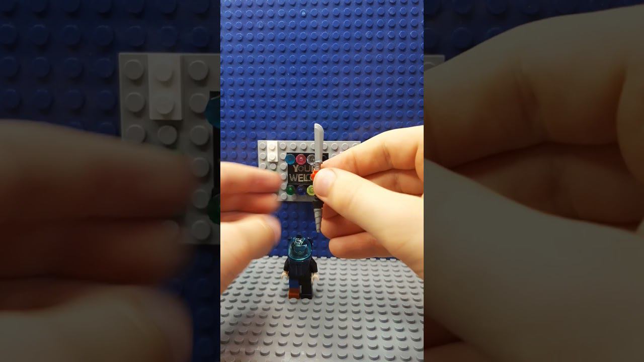 Подводный ЛЕГО рыцарь.