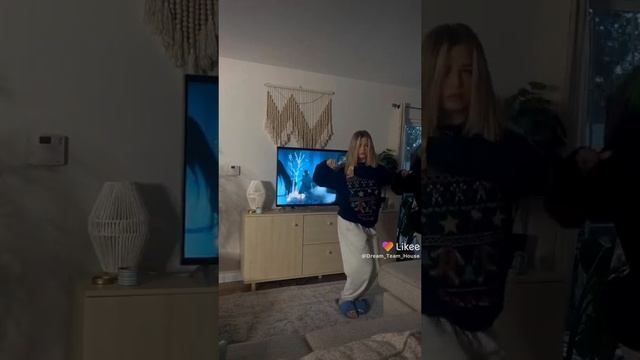 Like_7177473774023006484.mp4