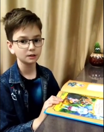 Моя любимая книжная полка "Сказка о попе и его работнике Балде"