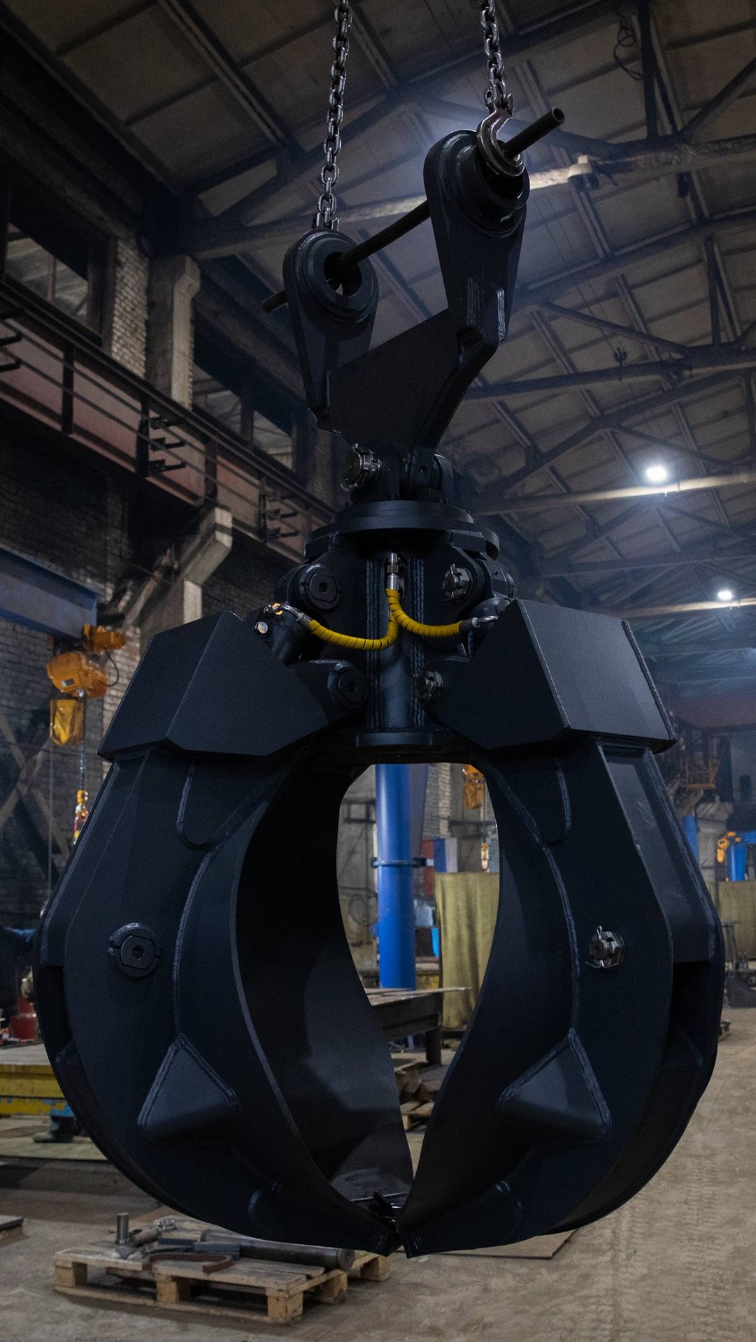 Головокружительный обзор на произведенный Грейфер для металлолома.