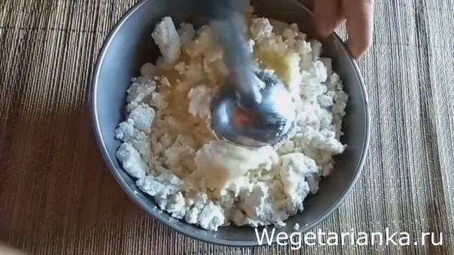 Творожная запеканка без яиц и муки! Нежный ЧИЗКЕЙК из доступных продуктов.mp4