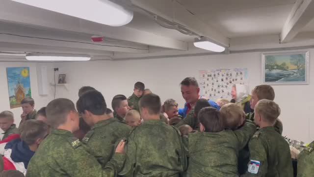 Педагоги ДПВПЛ "Архистратиг". Как воспитанники 1-й смены провожали Илью Дмитриевича.