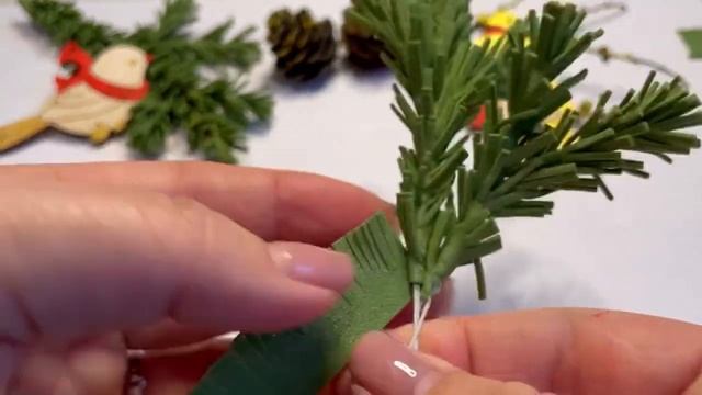 Оформление новогоднего подарка из фоамирана/Making a New Year's gift from foamiran