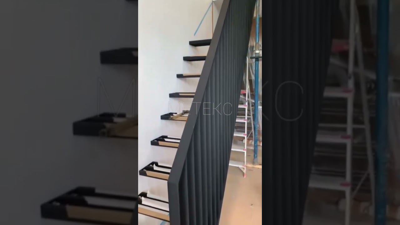 Лестница из металла "МИЛЛЕНИУМ ПАРК"