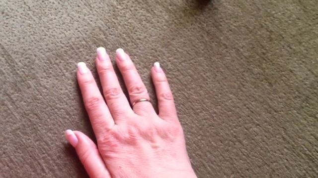 Французский маникюр. Белый.