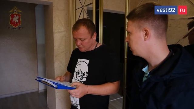 Спецназ задержал в Крыму мужчину, подозреваемого в серии крупных мошенничеств