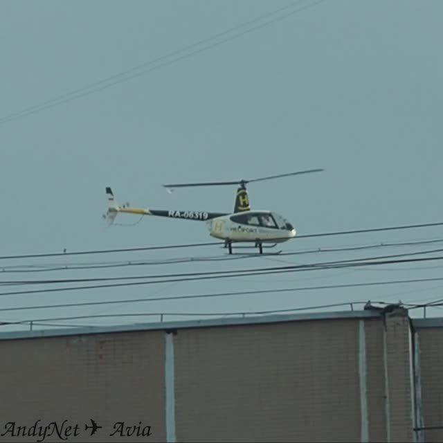 Вертолёт Robinson R44 Raven II [RA-06319] в зоне подхода к Внуково 30.05.2024