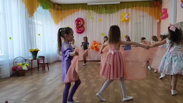 Утренник 8 марта