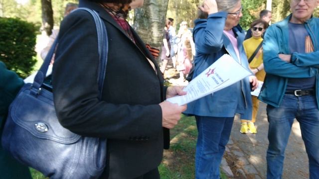 Отрывок из стиха Роберта Рождественского "Реквием".9 Мая 2021, на могилах Советских солдат, Орхус