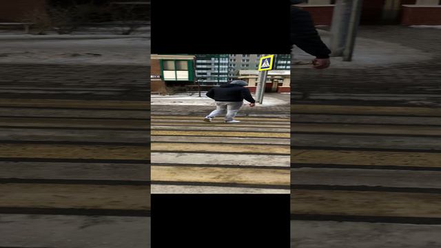 Недовольный эвакуацией авто у БК-8 попал на видео ч2