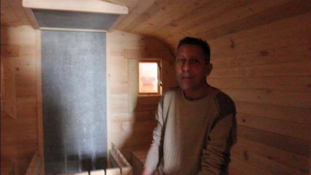 Сравнение высота потолка 2,3 и 2,1 метра у бани-бочки.mp4