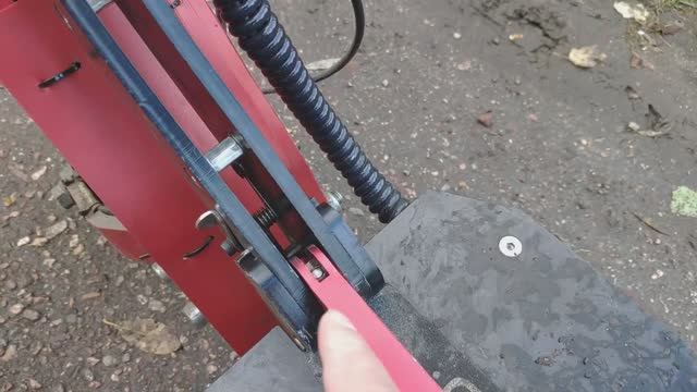 Электросамокат iBalance Athlet устранение люфтов узла складывания